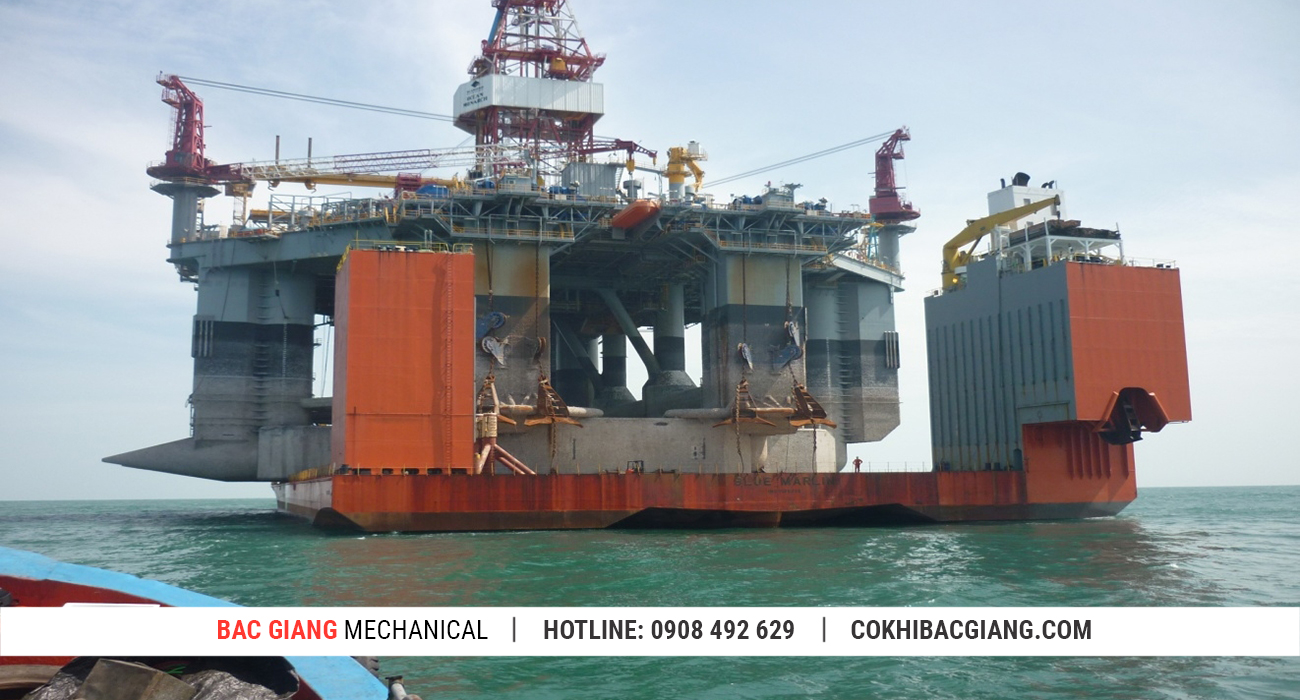 Cut and launch the Ocean Monarch rig on Dock Wise - Cơ Khí Bắc Giang
